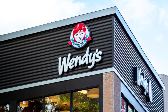 Wendy´s esta regalando papas fritas: Conoce cómo obtenerlas - No Muy Caro